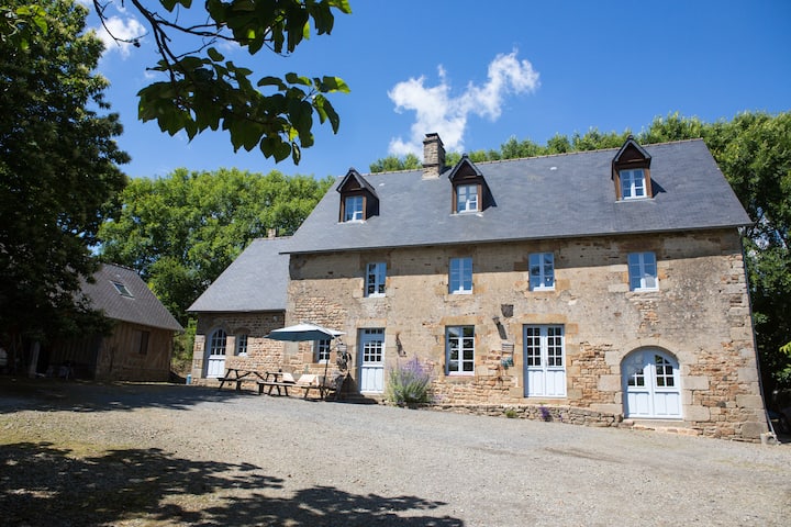Le Petit-Celland Alloggi e case vacanze - Normandia, Francia | Airbnb Le Petit-Celland Alloggi e case vacanze - Normandia, Francia | Airbnb