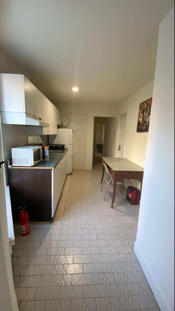 Hudson Yards 4bdr, 33c - East Rutherford, NJ
