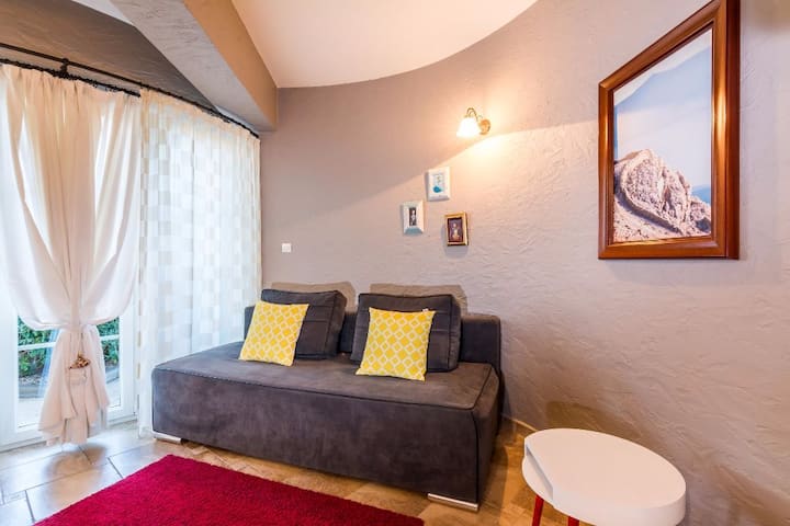 Apartment For 5 People In Novalja - Novalja