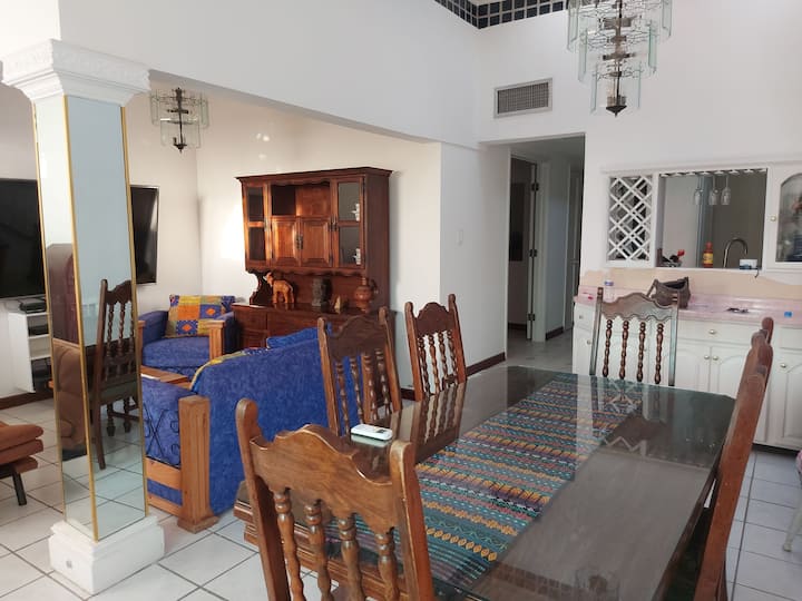 Casa Las Acequias - Ciudad Juárez