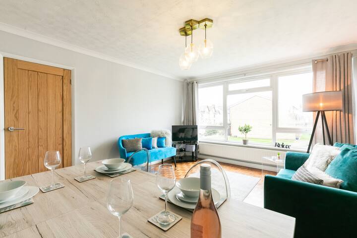 Top 10 Airbnb Vacation Rentals In Reigate, United Kingdom - Updated ...