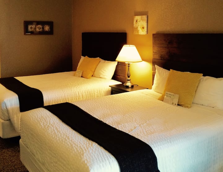 Great Amenities & Location; Feels Like Home - Qq!! - Chelan, WA