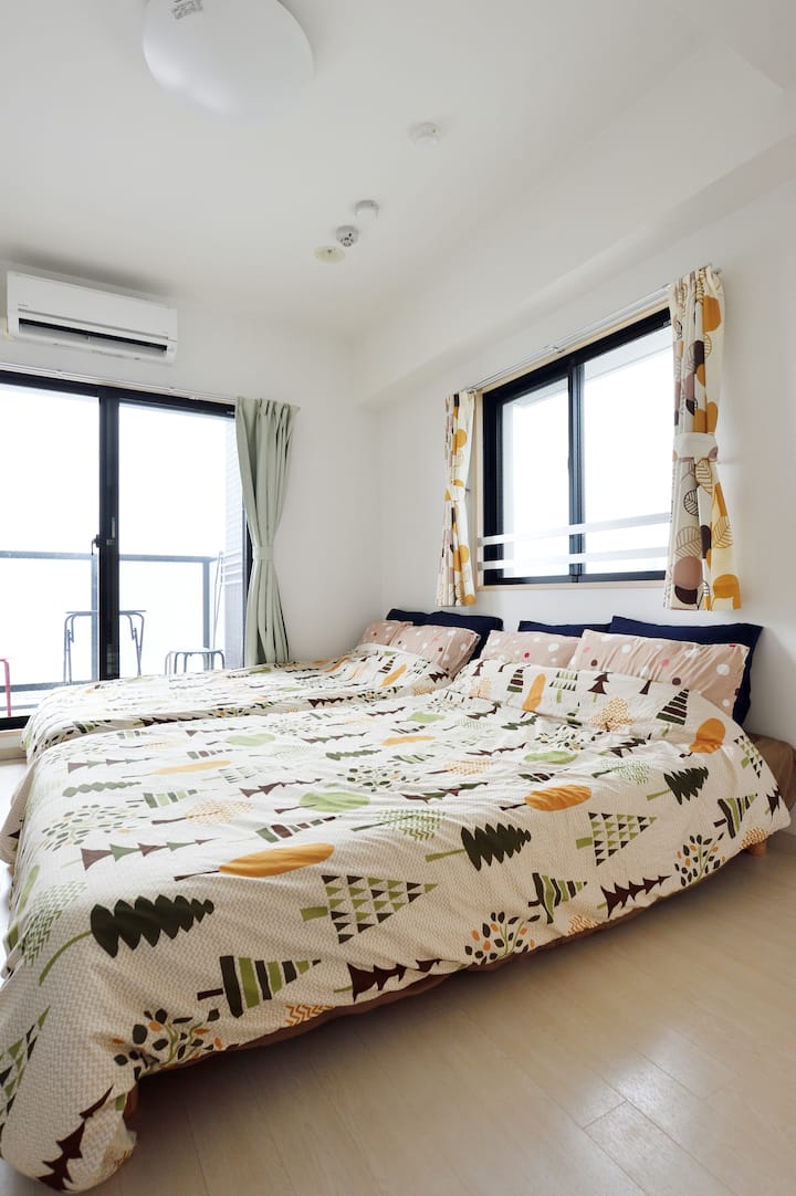2 Wide Beds.namba & Dotonbori Area.top Floor 1103. - Namba