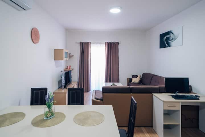 Sun Haven Standard Apartment 2 - Cavtat