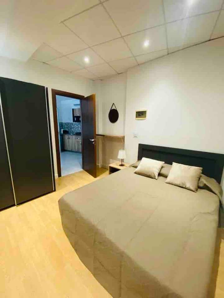Stylish One Bedroom In Central St Julians - Malta