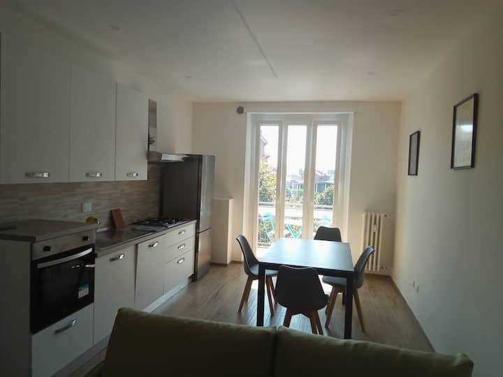 A Due Passi Metro Bengasi - Moncalieri