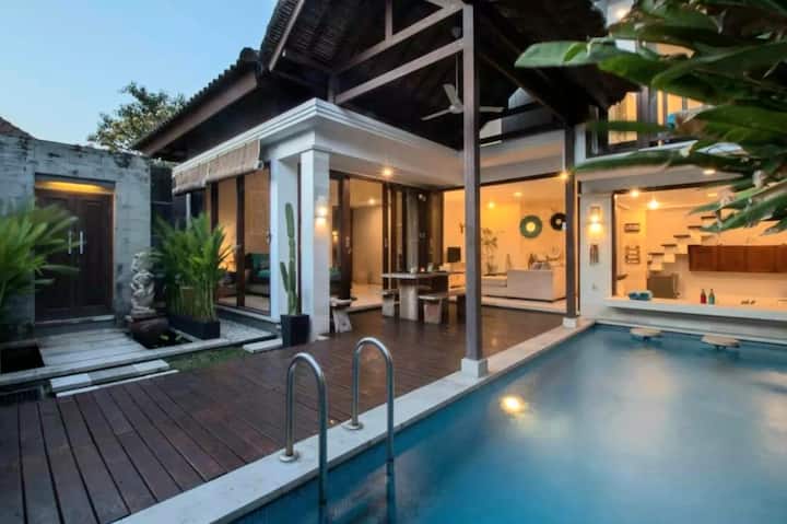 Chic Homey Villa 2br Best Location In Seminyak - Kuta
