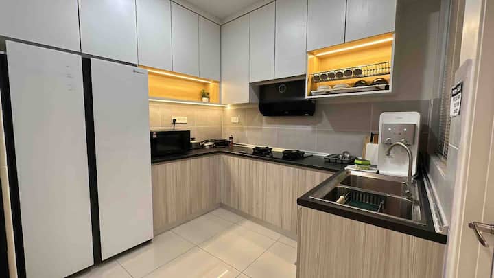 Kuching Airport 3 Room Max 8 Pax- L1 - Kuching