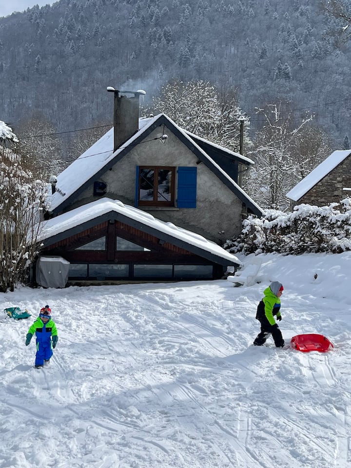 Chalet Accueillant Et Cosy En Vallée De Lesponne - Hautes-Pyrénées