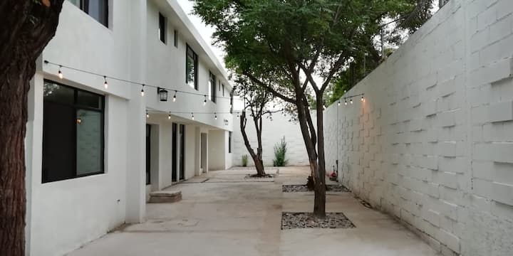 Combo 2 Casas En Privada República - Saltillo