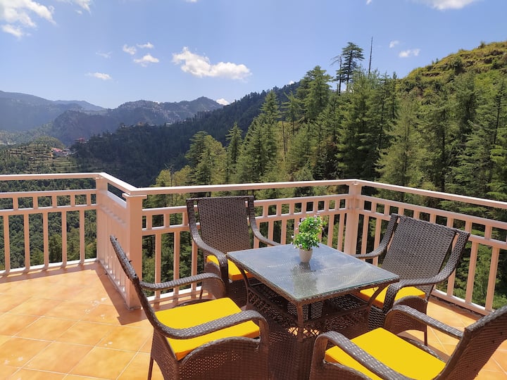 🌲4 Bhk Beautifully Done Up House, Stunning Views - Shimla