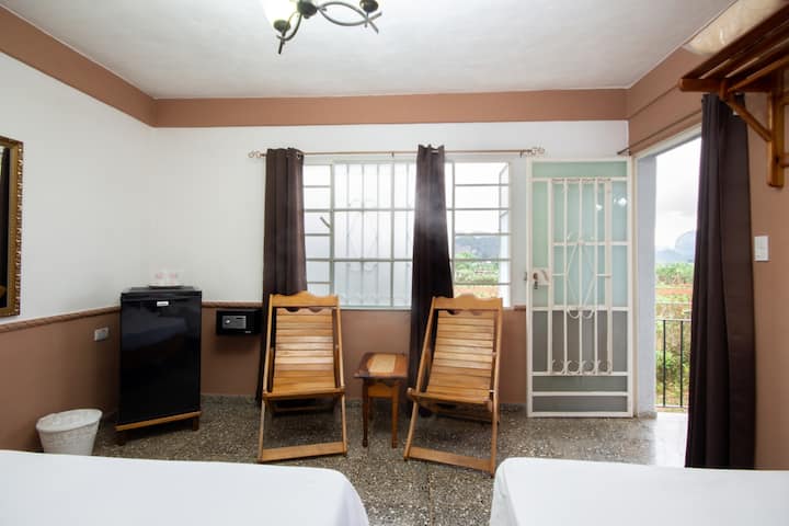 Casa Lourdes Y Reinaldo 2 Wi-fi(solar Panels Kits) - Vinales