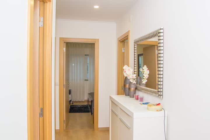 Charming 2bedroom Apartment 1min Walk To The Beach - São Martinho do Porto