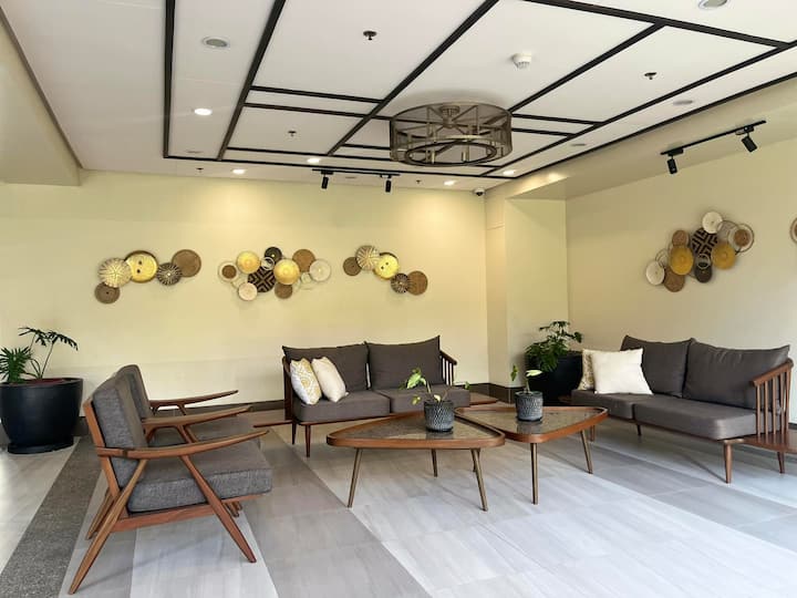 Aishie Home | 2br | Infina Tower - 케손시티