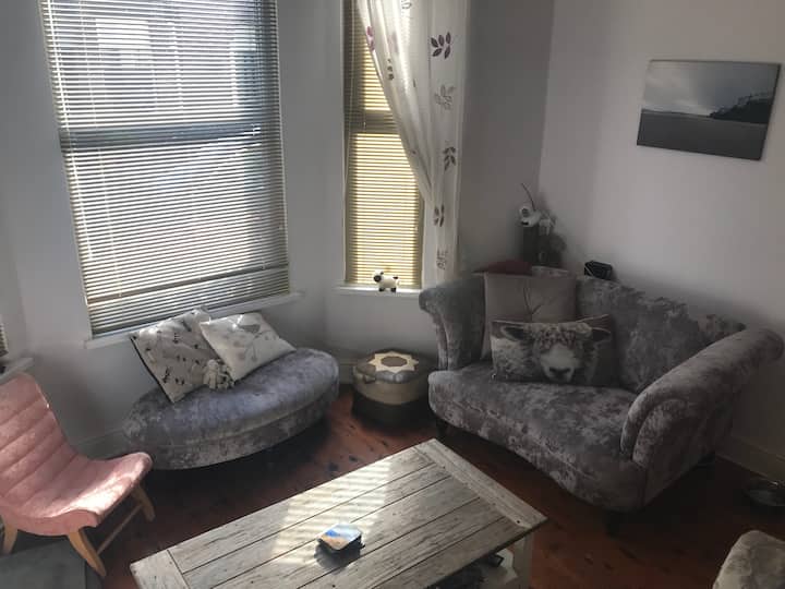 Lovely Property In Quiet Street, Off Lark Lane - Liverpool, UK