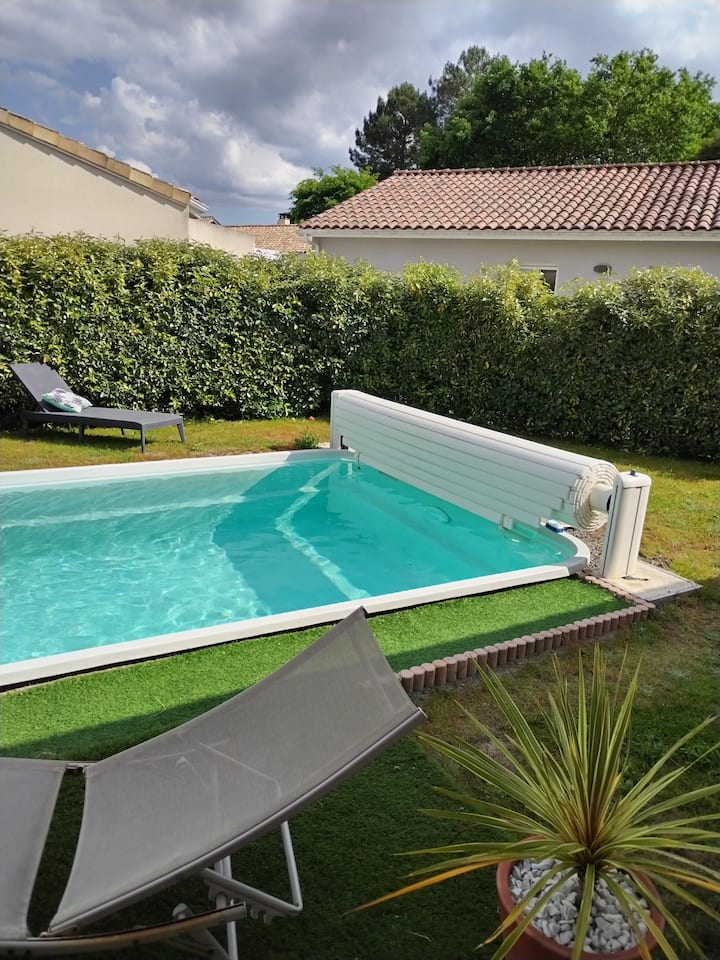 Maison 8 Personnes Avec Piscine Chauffée - Parentis-en-Born
