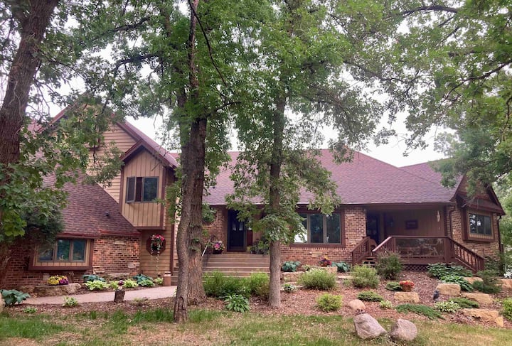 Heavenly Acres - Cottage Grove, MN