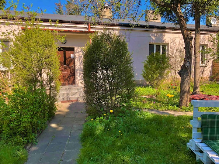 House+garden+parking+bbq.metro Marymont  9 Minutes - Varsavia
