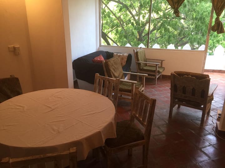 The Dolphin Apartment - Kenya