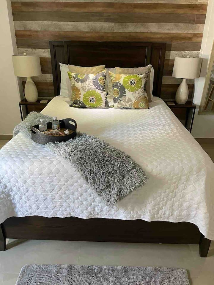 Elegant Studio Apartment, Saint Tropez - San Juan