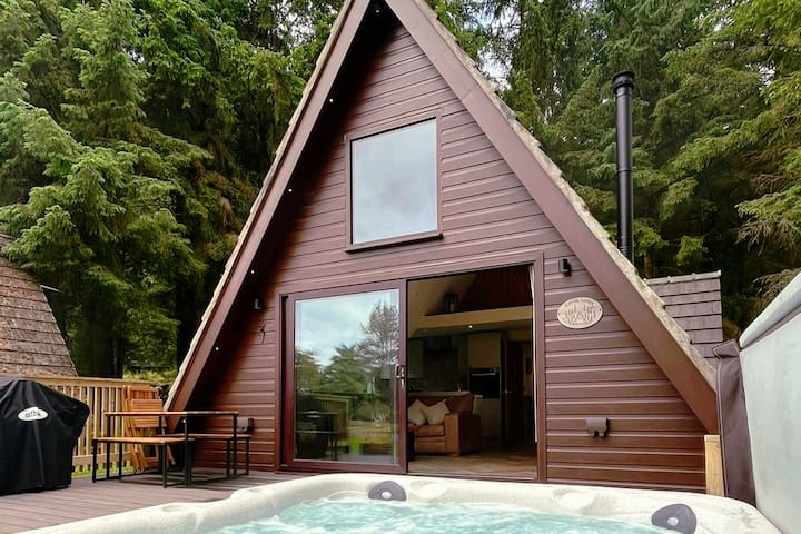 Bonnie Lodge-pet Friendly Lodge With Hot Tub - Loch Garry