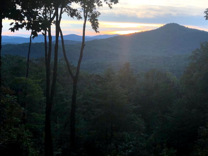 Blue Ridge Mountain View Cabin,  Bear Hammock - Blue Ridge, GA