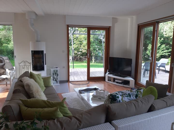 Chambre Dans Un éCrin De Verdure Avec Piscine - Gap