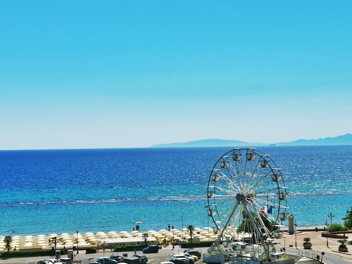 Centralissimo Vista Mare 150m Dalla Spiaggia - Follonica