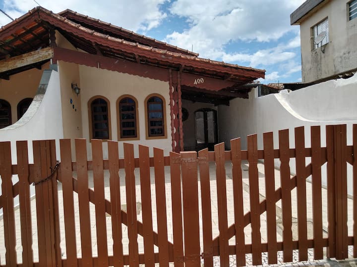Casa De Praia 3 Dormitórios - Praia Grande