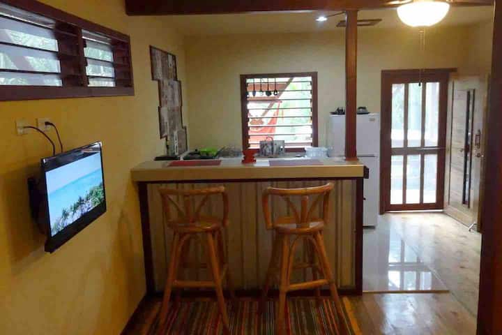 Roatán Vacation Rentals | Villa and Apartment Rentals | Airbnb