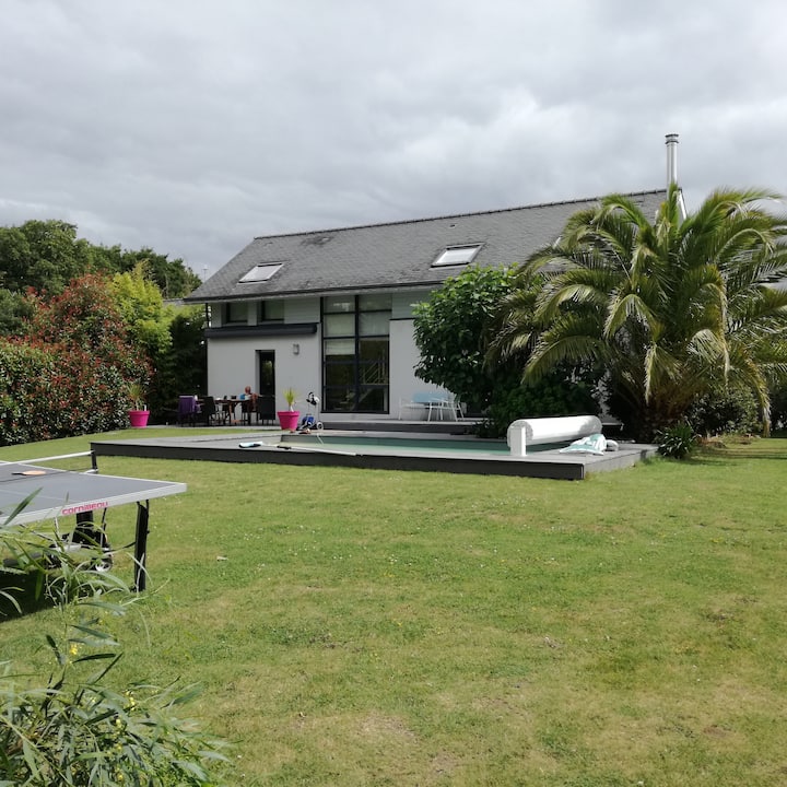 Maison D'architecte Avec Piscine Chauffée - Fouesnant