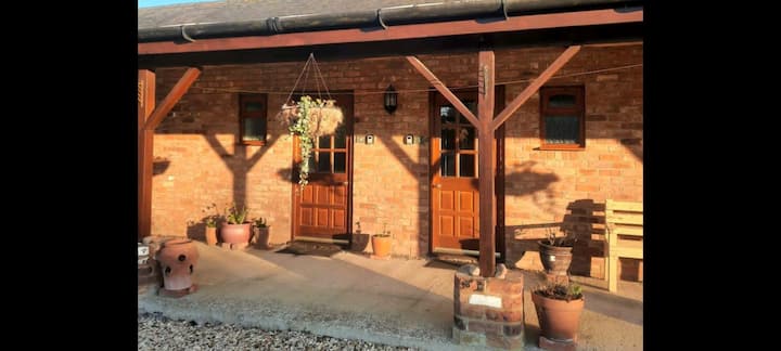 Relaxing 1 Bedroom Space, Wet Room & Safe Parking. - Spalding, UK