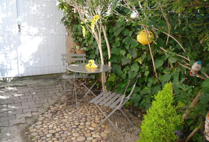 Chambre D'hôte, Clim, Calme, Sdb Et Accès Privés - Villeneuve-lès-Avignon