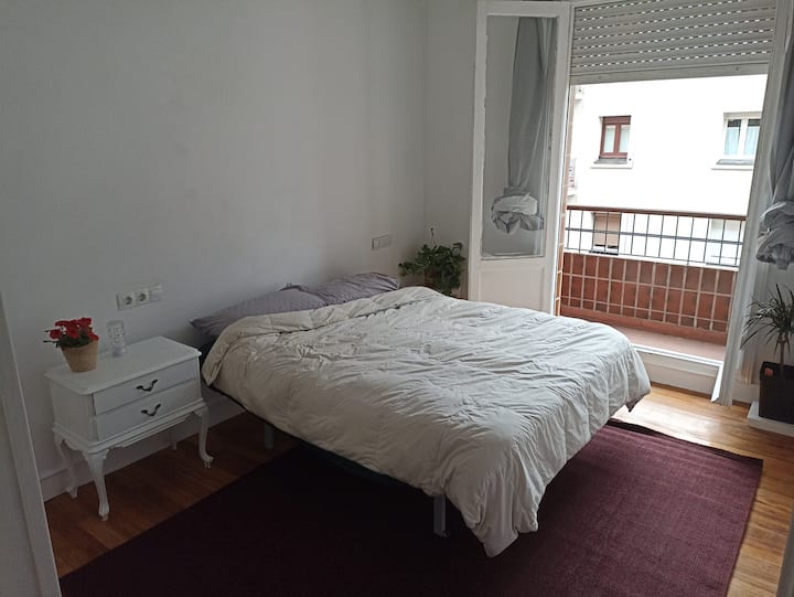 Habitación En Centro De Bilbao - Bilbao