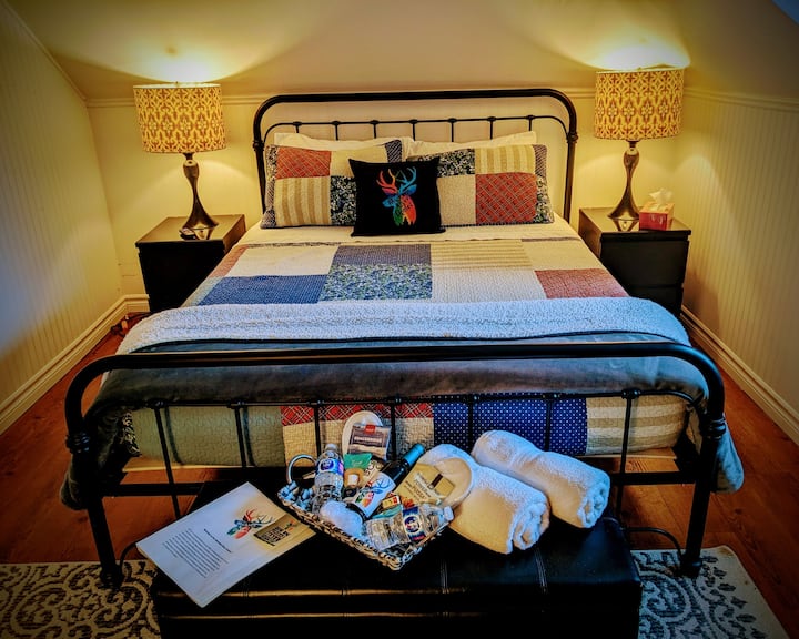 The Muskoka River Chalet - Royal River View Room - 佈雷斯布里奇