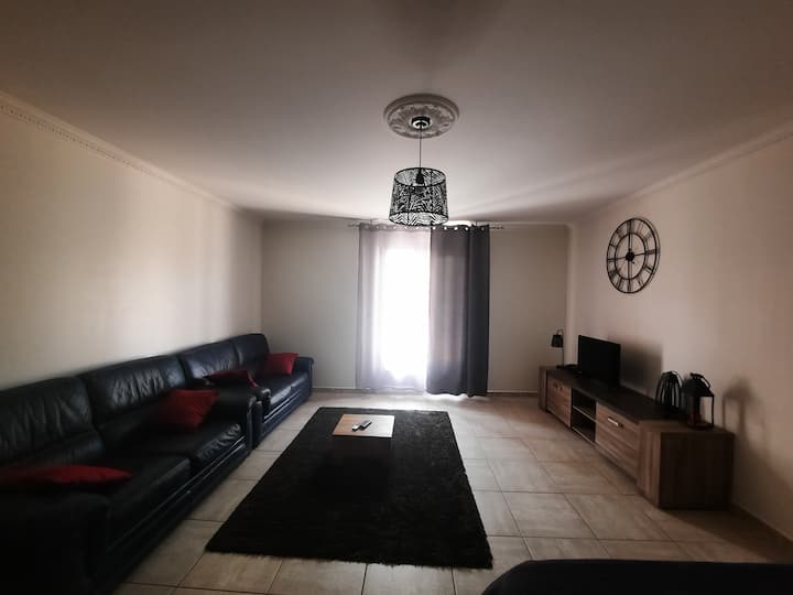 Charmant Appartement Avec Jardin Privatif. - Rivesaltes