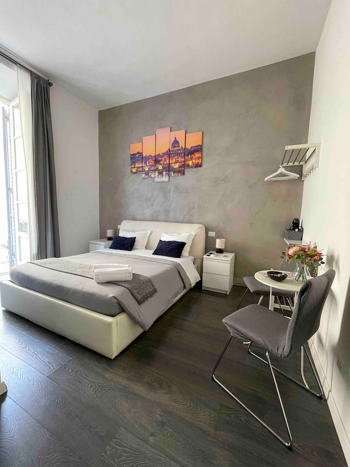 Ensuite Termini With Balcony, Wi-fi And A/c - Rome