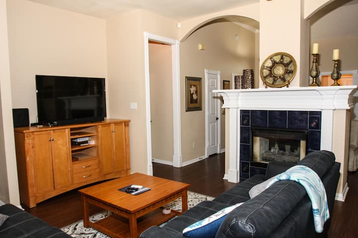 Mid-term Rental: Spacious Home, Fully Furnished-relo, Corp Travel, Ins Stays - Grapevine, TX