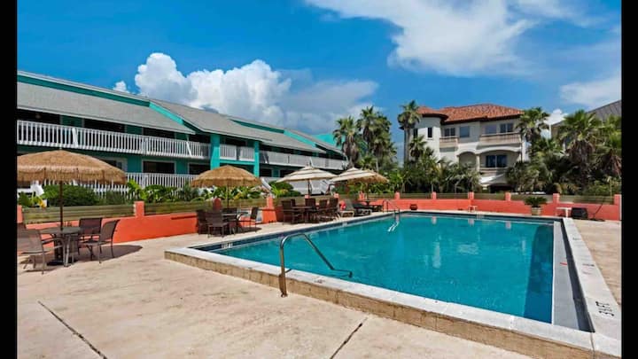 Living Lime Green Deep Water Cove - ガルフ・ブリーズ, FL