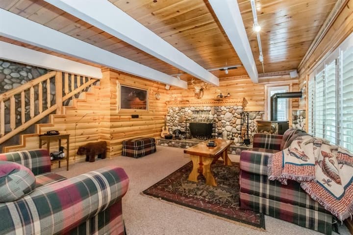 Aspen Family Lodge - Walk To Town Or The Lake - Shaver Lake, CA