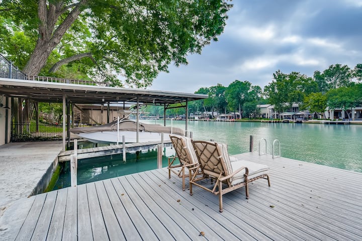 Private Lakefront Retreat - Seguin