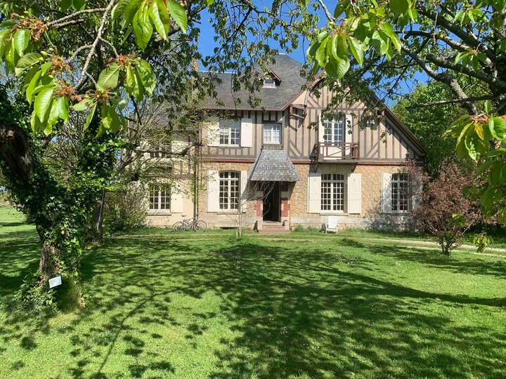Grande Maison Normande De 250 M2/1ha - Aperçu Mer - Cabourg