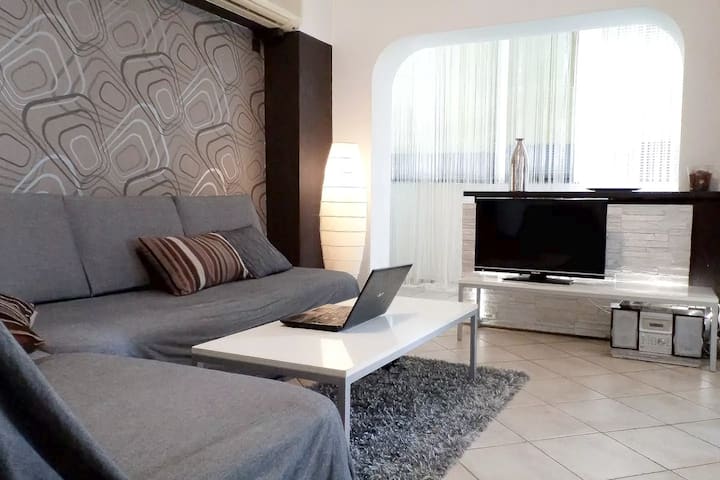 ❤️ Central  Modern 2 Room And 3 Beds   . . .  Mar - Bucharest