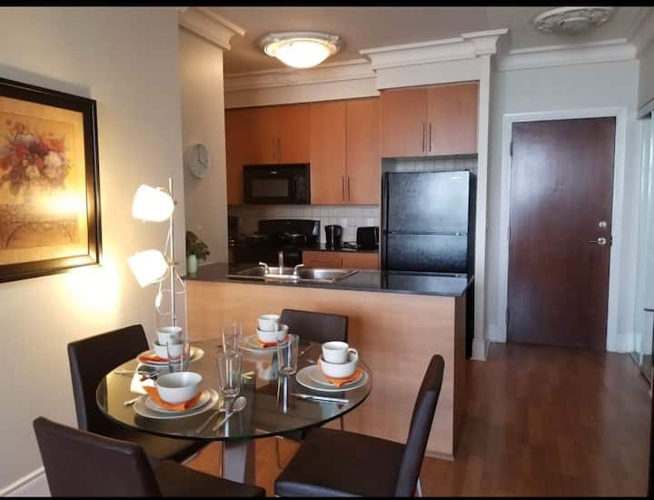 Fully Furnished Three Bedroom Condo For Long Stay - Mississauga