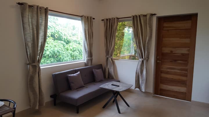 Malapascua Apartment 2, Kitchen And Large Garden - Daanbantayan