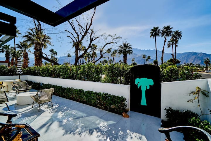 Family Luxury, Mountain Views, Pool/hot Tub - Palm Springs, CA