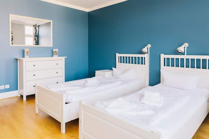 Twin Room Apartment With Shared Kitchen/bathroom - Berlin