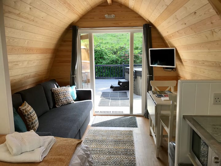 Lowlands Luxury Pod With Hot Tub - Ayrshire