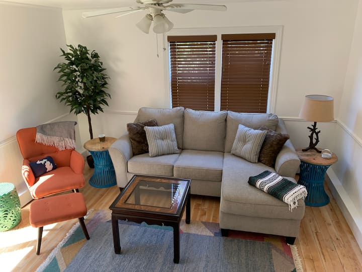 Ann Street Cottage - Harbor Springs, MI