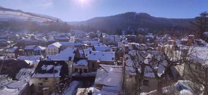 T3-duplex Cosy, Rénové Et Lumineux. Vue Plein Sud - La Bourboule